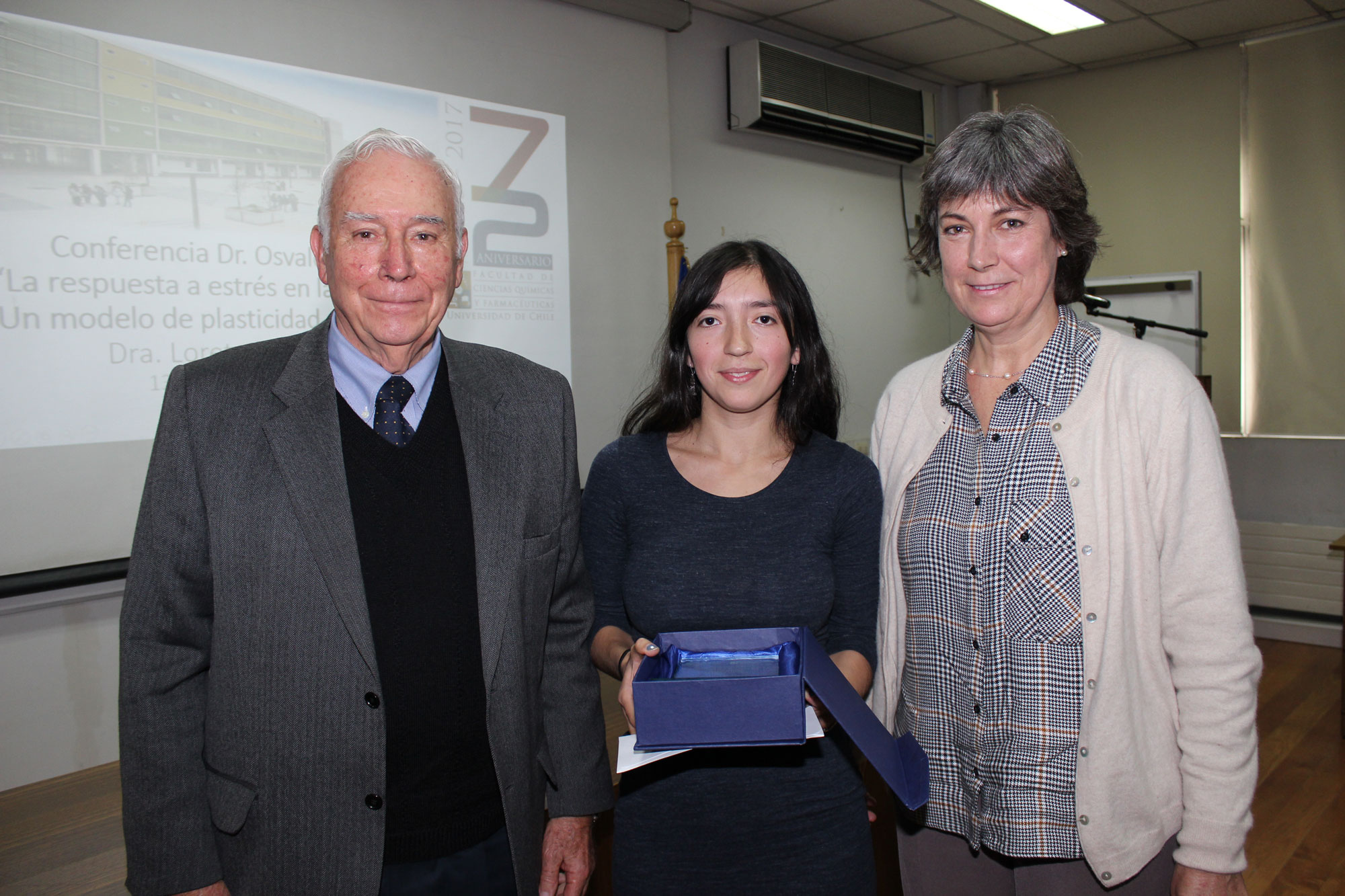 Javiera Villar, quién realizó su Tesis de Magíster en Bioquímica en ...